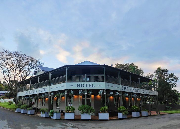 Kin Kin Hotel - Build4U